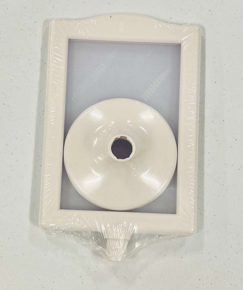 White Frame – 3 Craft Chicks
